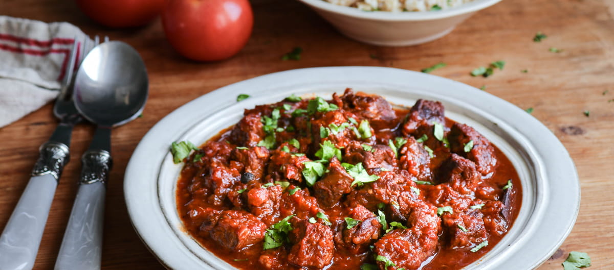 Tas kebab with beef